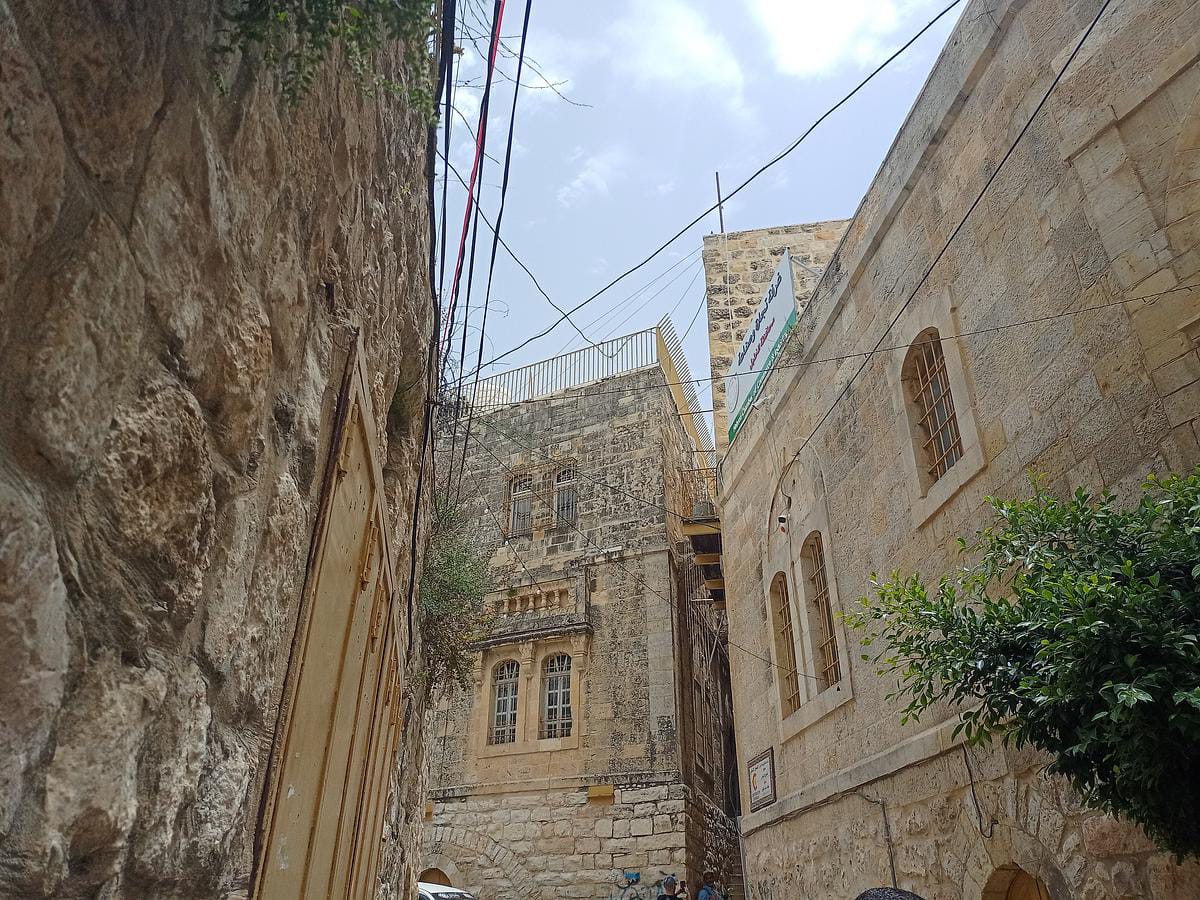 Zawaya and Arbita